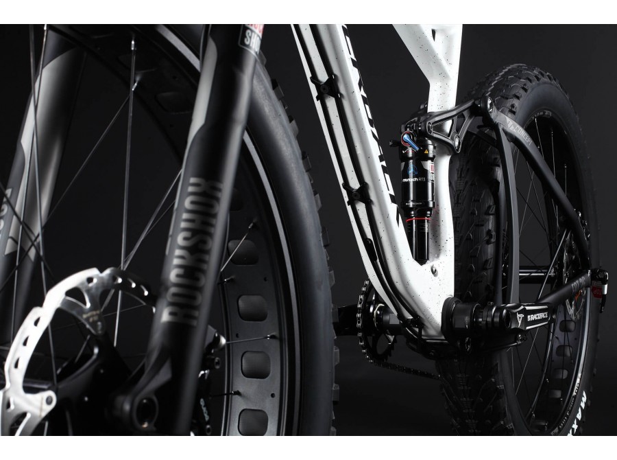 SILVERBACK SYNERGY FAT | Sportovnidum.cz