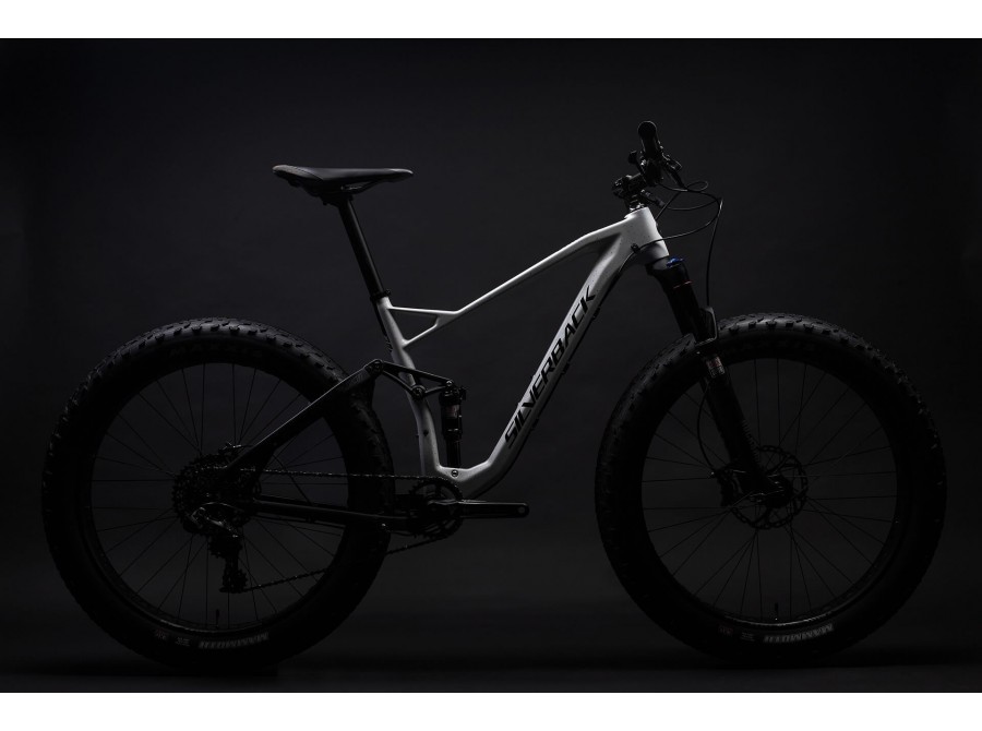 SILVERBACK SYNERGY FAT | Sportovnidum.cz